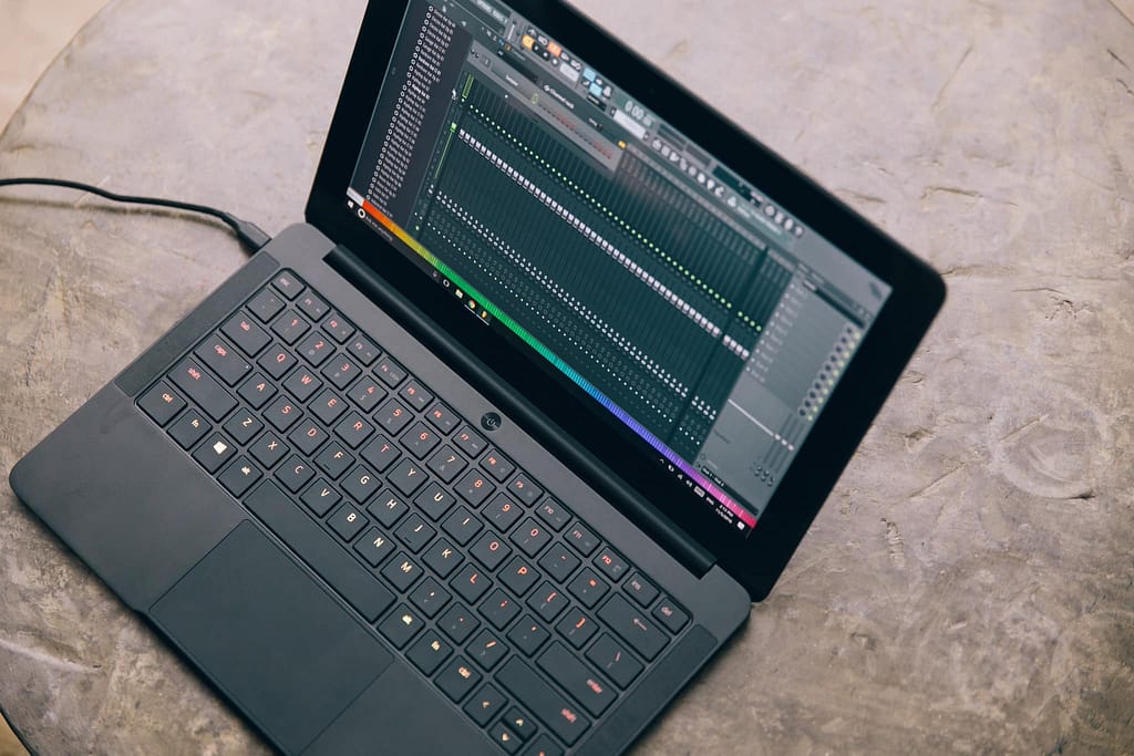 Best 14 Inch Laptop? Our Top 14" Notebook Models (January )